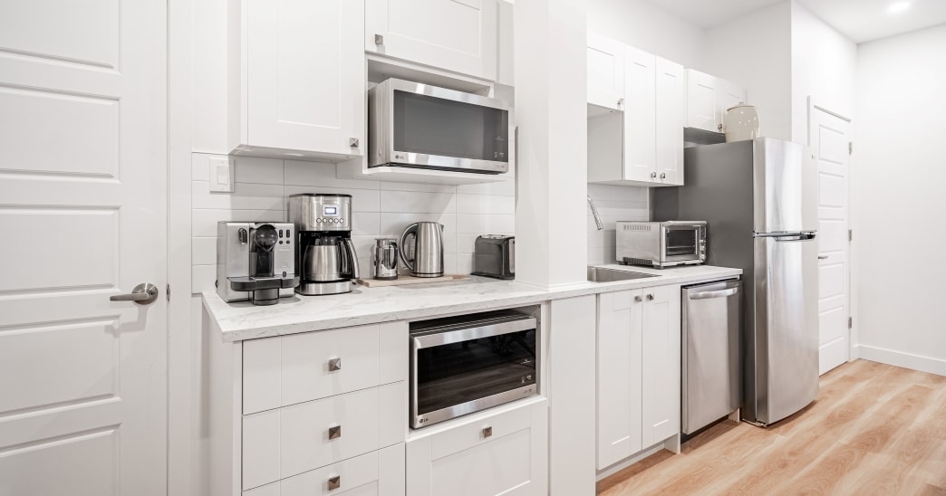 Réaménagement des bureaux de l’AMVQ | Photos | RénoAssistance